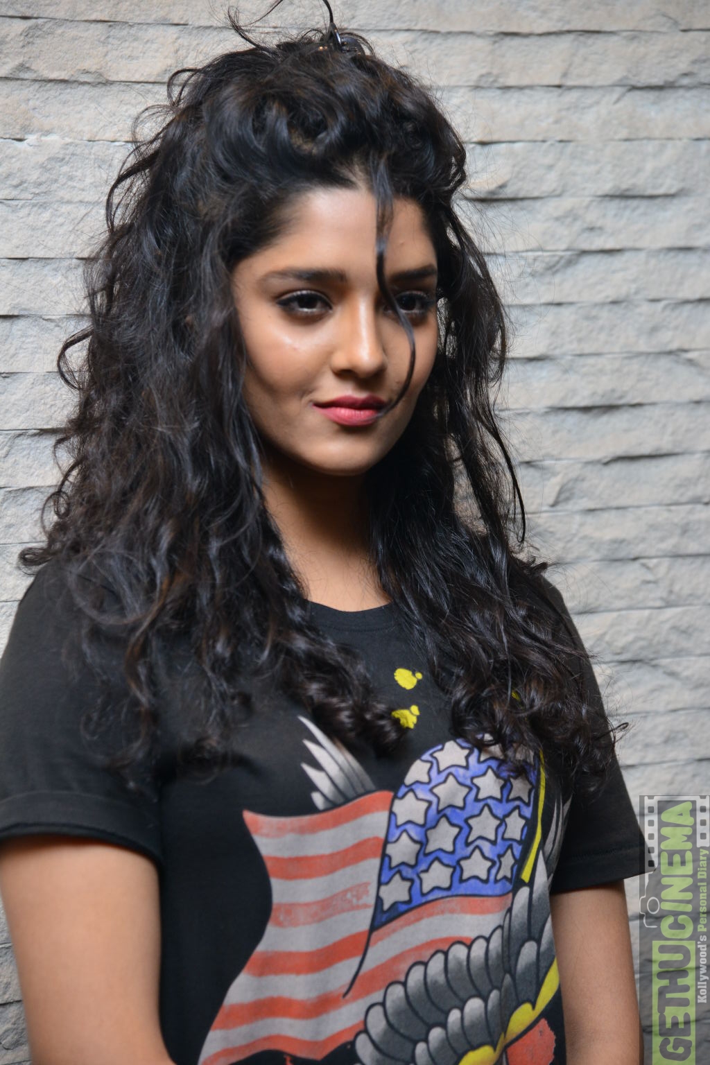Actress Ritika Singh latest photo shoot - Gethu Cinema