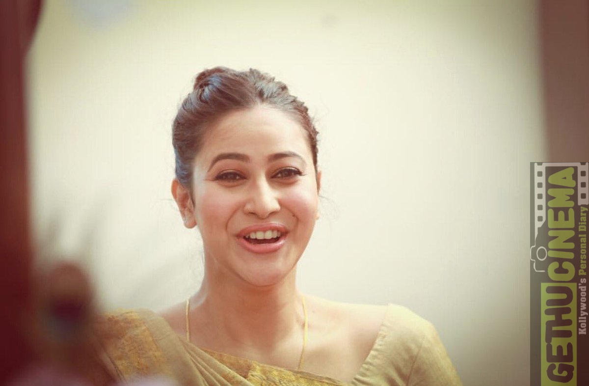 Actress Panchi Bora Cute Pictures | Gethu Cinema