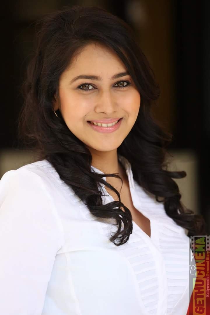 Actress Panchi Bora Cute Pictures | Gethu Cinema