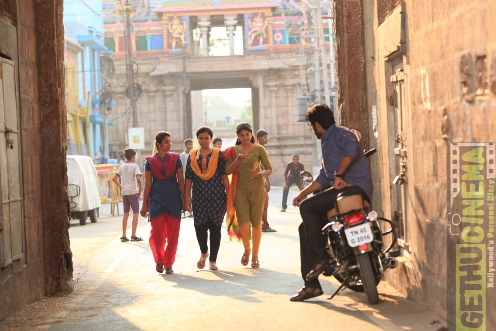 Sathriyan Tamil Movie HD Gallery | Vikram Prabhu, Manjima Mohan | Gethu ...