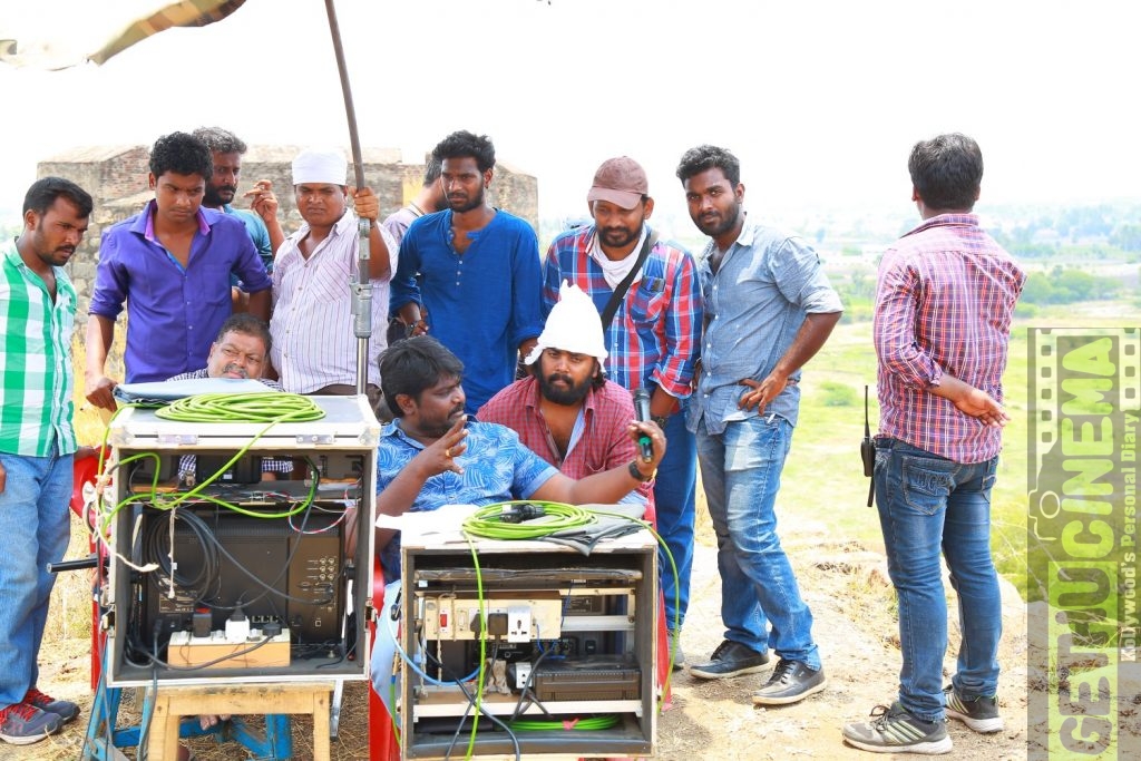 Sathriyan Tamil Movie HD Gallery | Vikram Prabhu, Manjima Mohan | Gethu ...