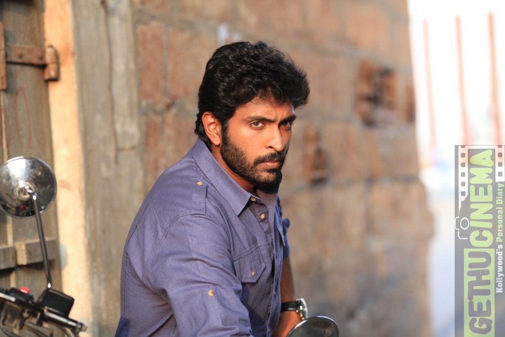 Sathriyan Tamil Movie HD Gallery | Vikram Prabhu, Manjima Mohan | Gethu ...