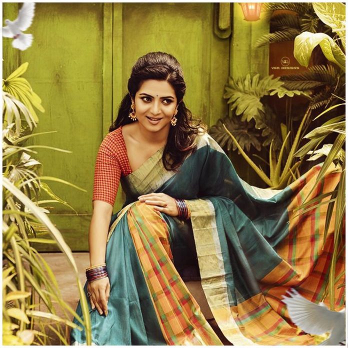 Anchor DivyaDarshini – DD Latest Cute HD Gallery | Gethu Cinema