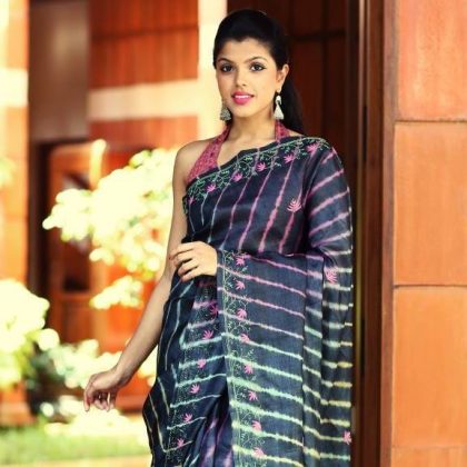 Pooja Devariya gallery from International Trips and Photoshoots - Gethu ...