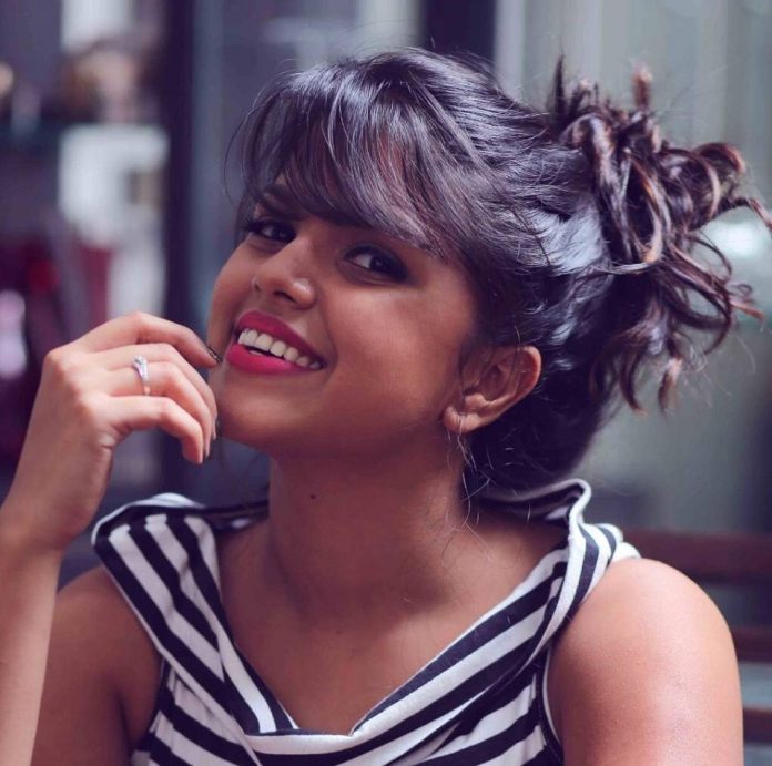 Pooja Devariya gallery from International Trips and Photoshoots | Gethu ...