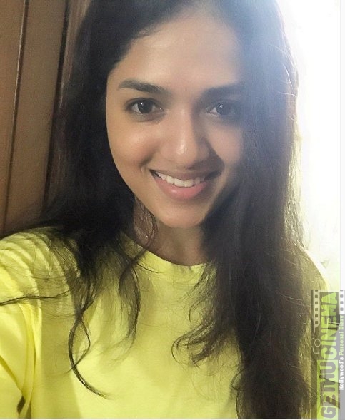 Actress Sunaina 2017 Latest Cute HD Gallery | Gethu Cinema