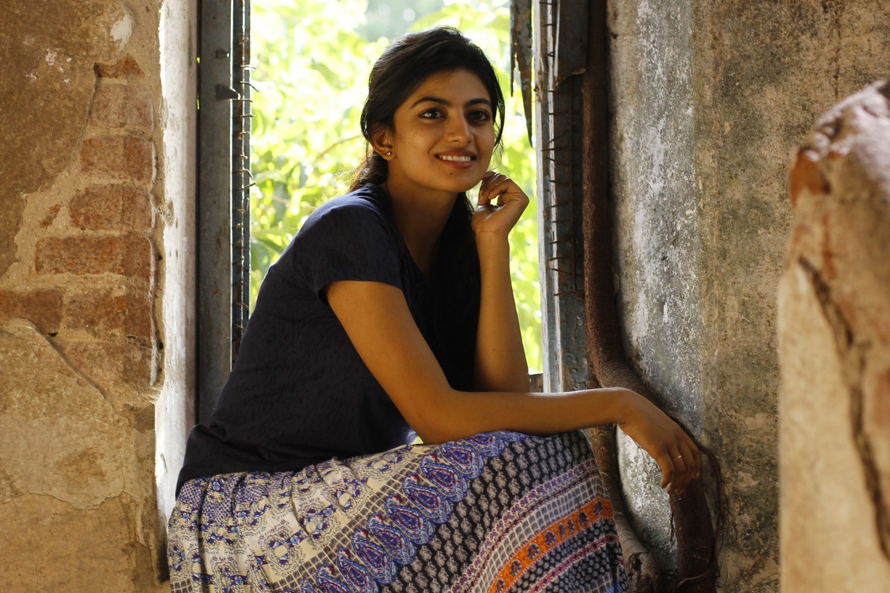 Actress Anandhi Latest Photos Gallery - Gethu Cinema