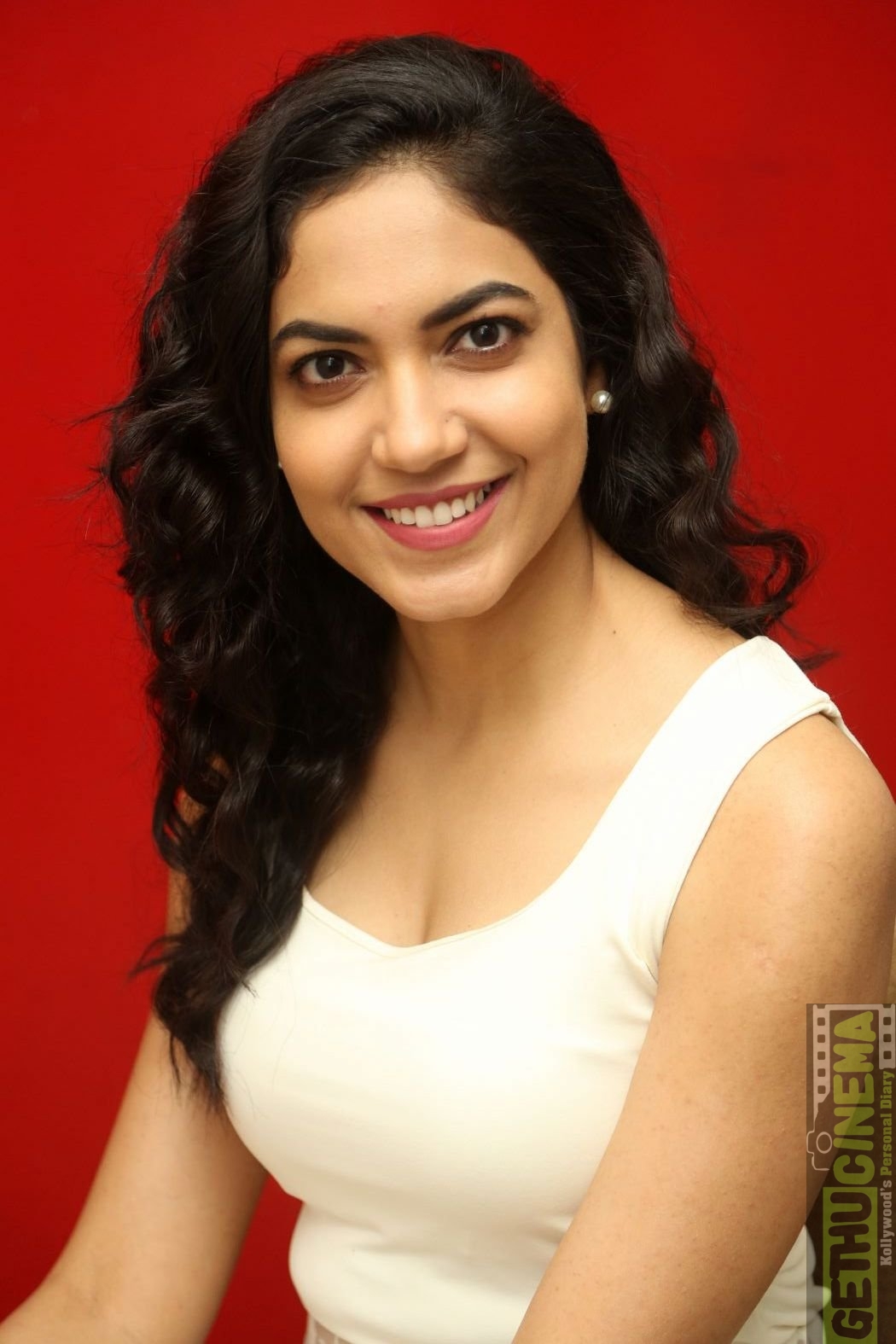 Actress Ritu Varma Latest Cute Pictures | Gethu Cinema