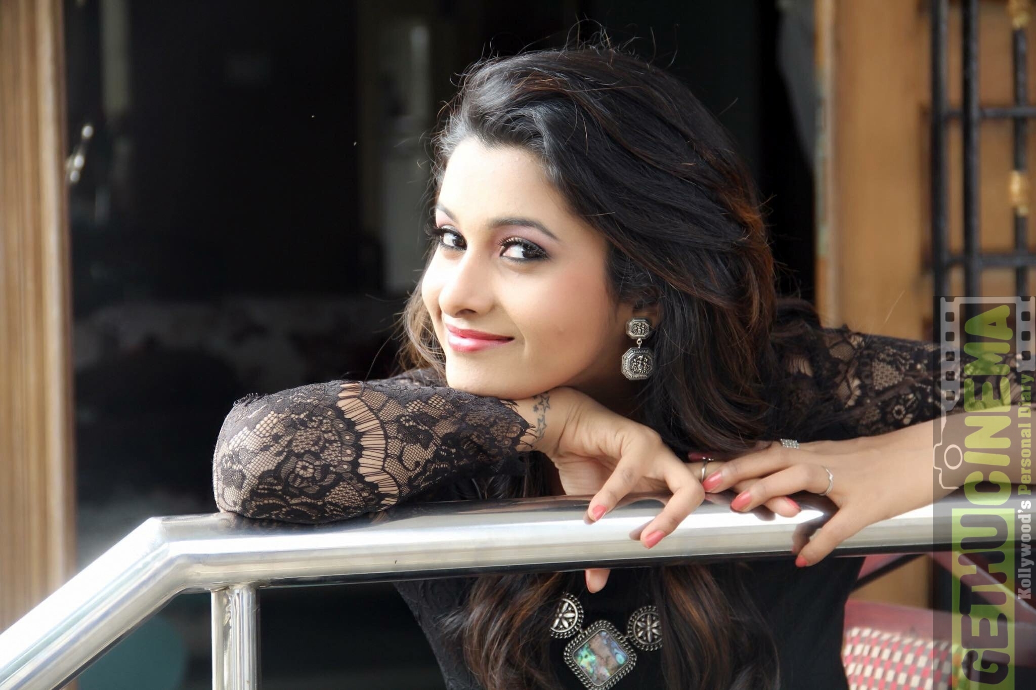 Tamil Actress “Priya Bhavani Shankar” 2017 HD Photo Shoot | Gethu Cinema