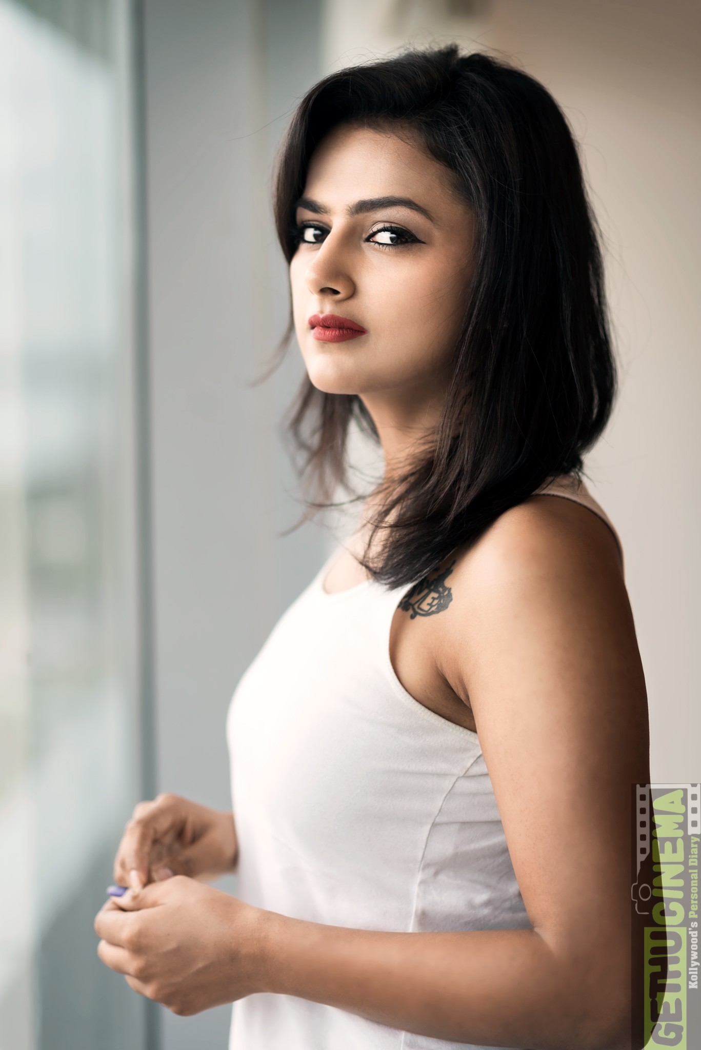 Actress Shraddha Srinath 2017 HD Photos | Gethu Cinema