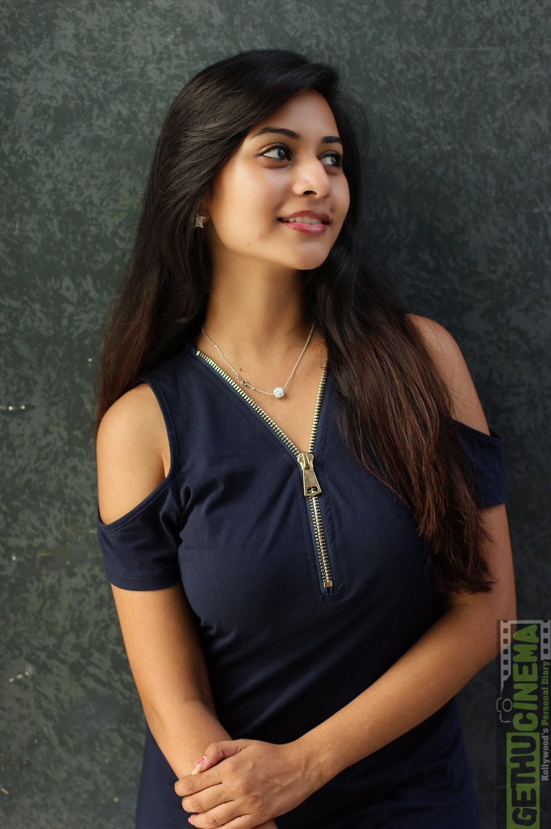 Actress Suza Kumar 2017 Latest Cute HD Pictures - Gethu Cinema