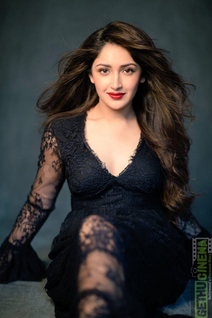 Tamil Actress 2017 Latest Glamour Photos | Gethu Cinema
