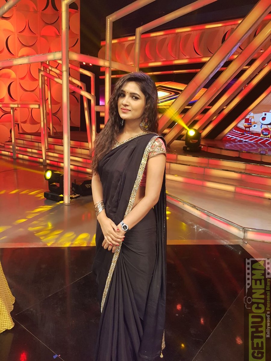 Serial Actress Vani Bhojan 2017 Latest HD Gallery | Gethu Cinema