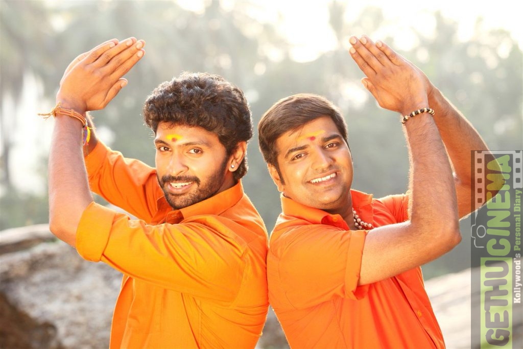 Pakka Tamil Movie New HD Gallery | Vikram Prabhu, Nikki Galrani, Bindu ...