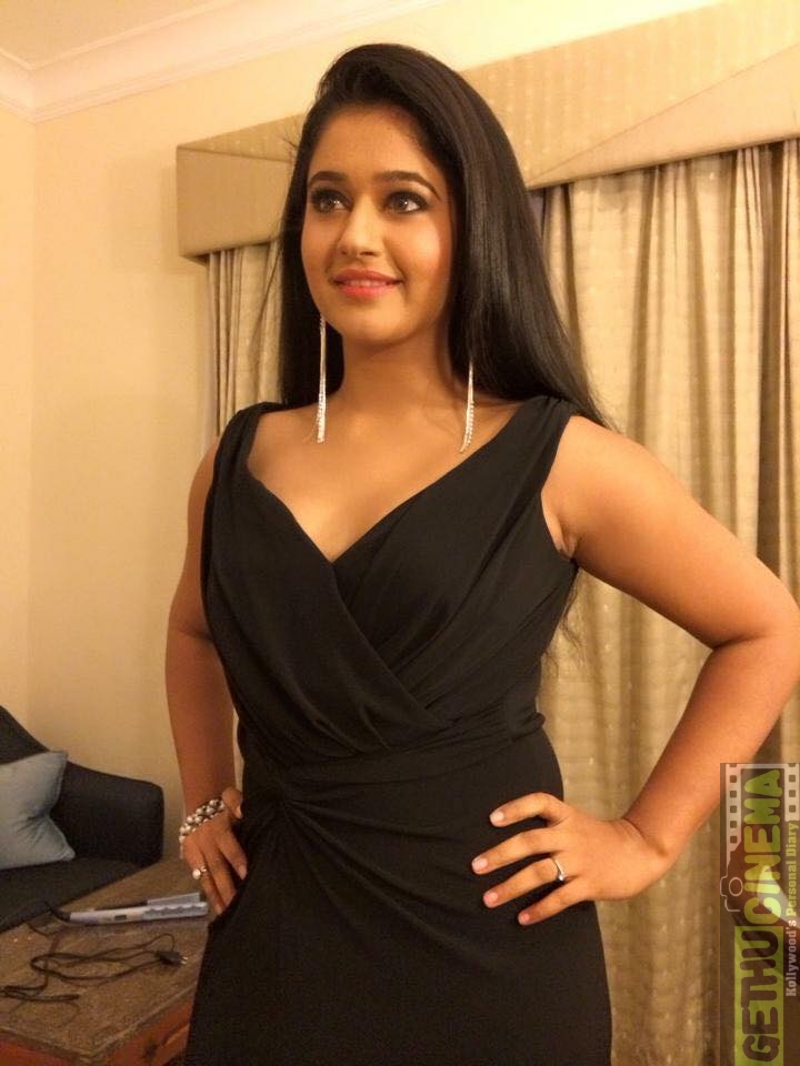 Actress Poonam Bajwa 2017 New HD Pictures | Gethu Cinema