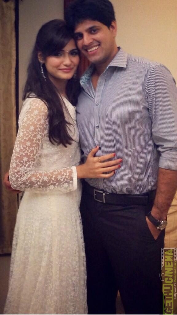 Arthi Venkatesh HD Gallery | Solo Movie Heroine - Gethu Cinema