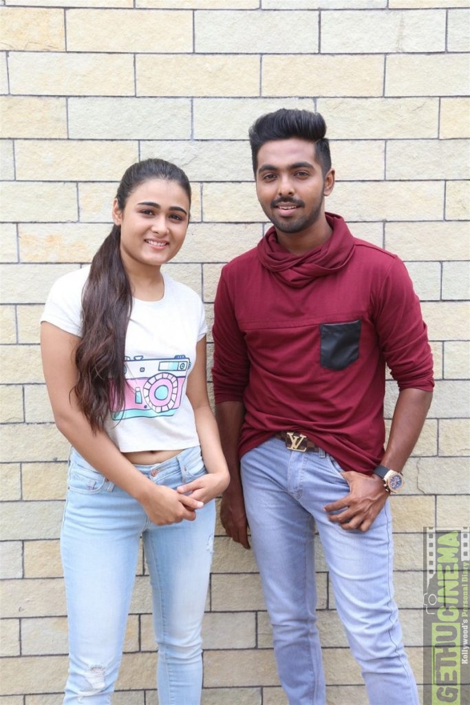 Arjun Reddy Actress Shalini Pandey Cute & HD Photos | Gethu Cinema