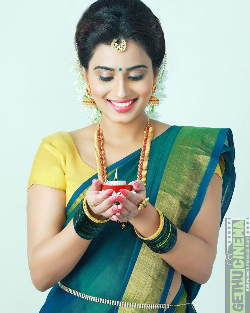 Actress Dimple Chopade 2017 New HD Stills | Gethu Cinema