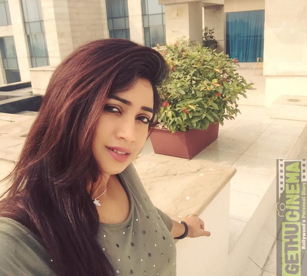 Singer Shreya Ghoshal 2017 Cute HD Gallery | Gethu Cinema
