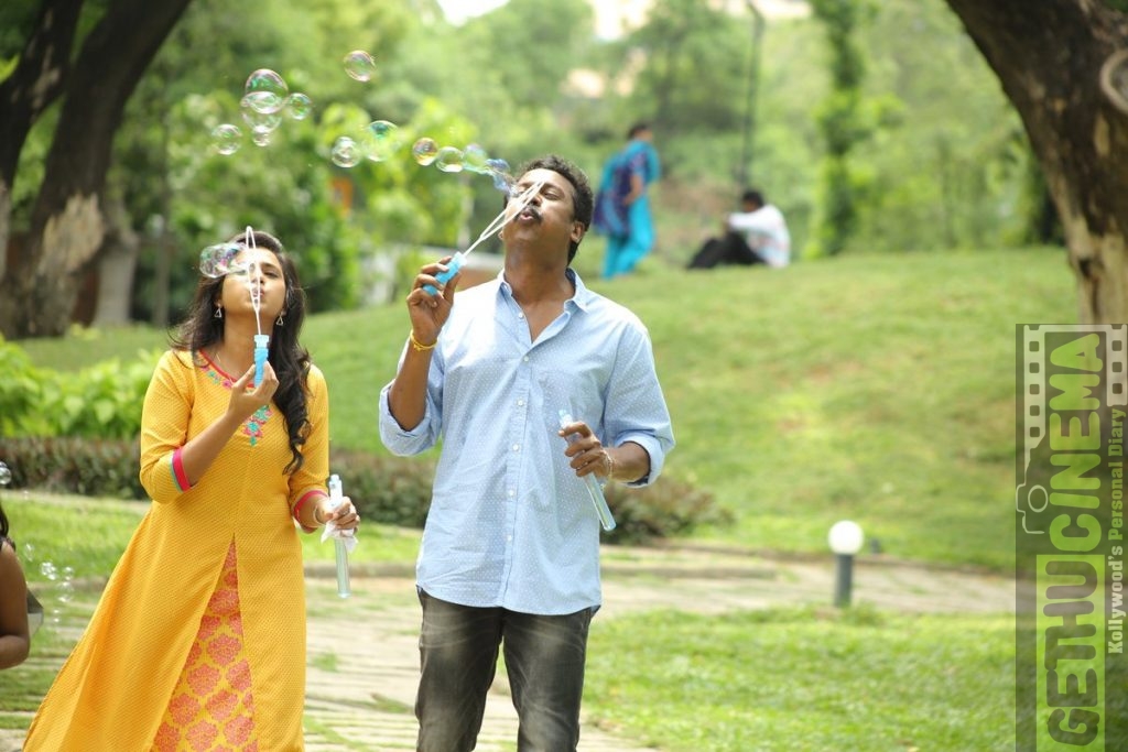 Aan Devathai Movie New Photos | Samuthirakani, Ramya Pandian - Gethu Cinema