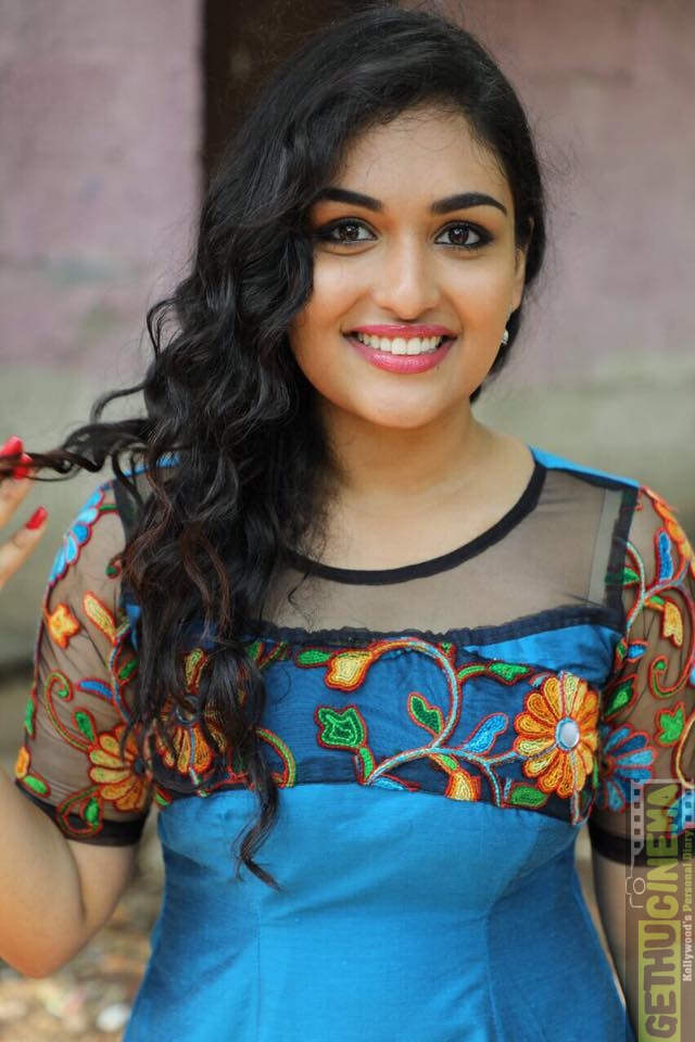Actress Prayaga Martin 2017 latest HD Images | Gethu Cinema