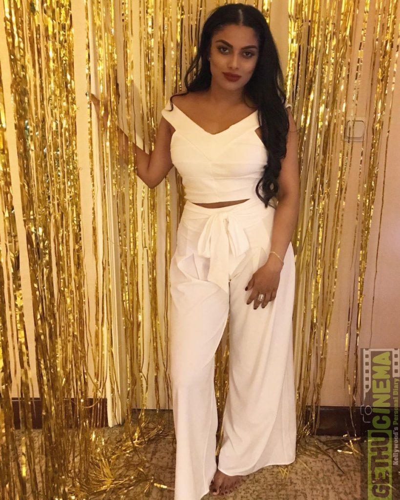 Actress Chandrika Ravi Exclusive Stills from Photoshoots and Travel ...