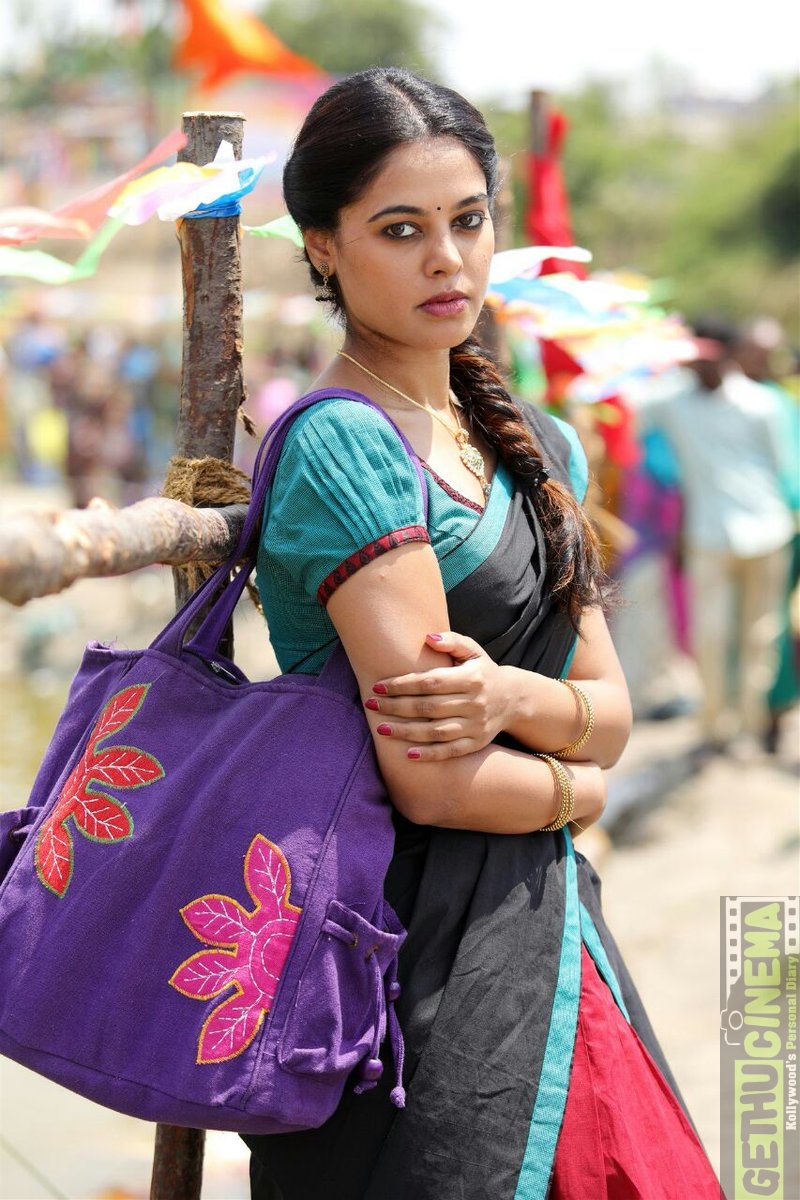 Pakka Movie New Photos | Vikram Prabhu, Nikki Galrani, Bindu Madhavi ...
