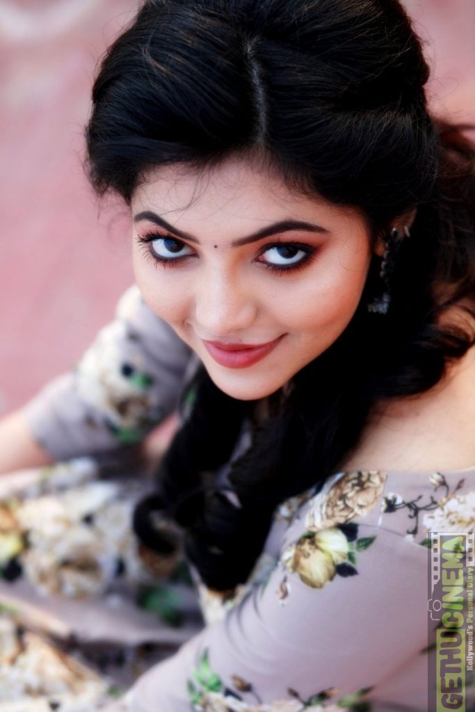 Actress Athulya Ravi 2018 Best Photos | Gethu Cinema