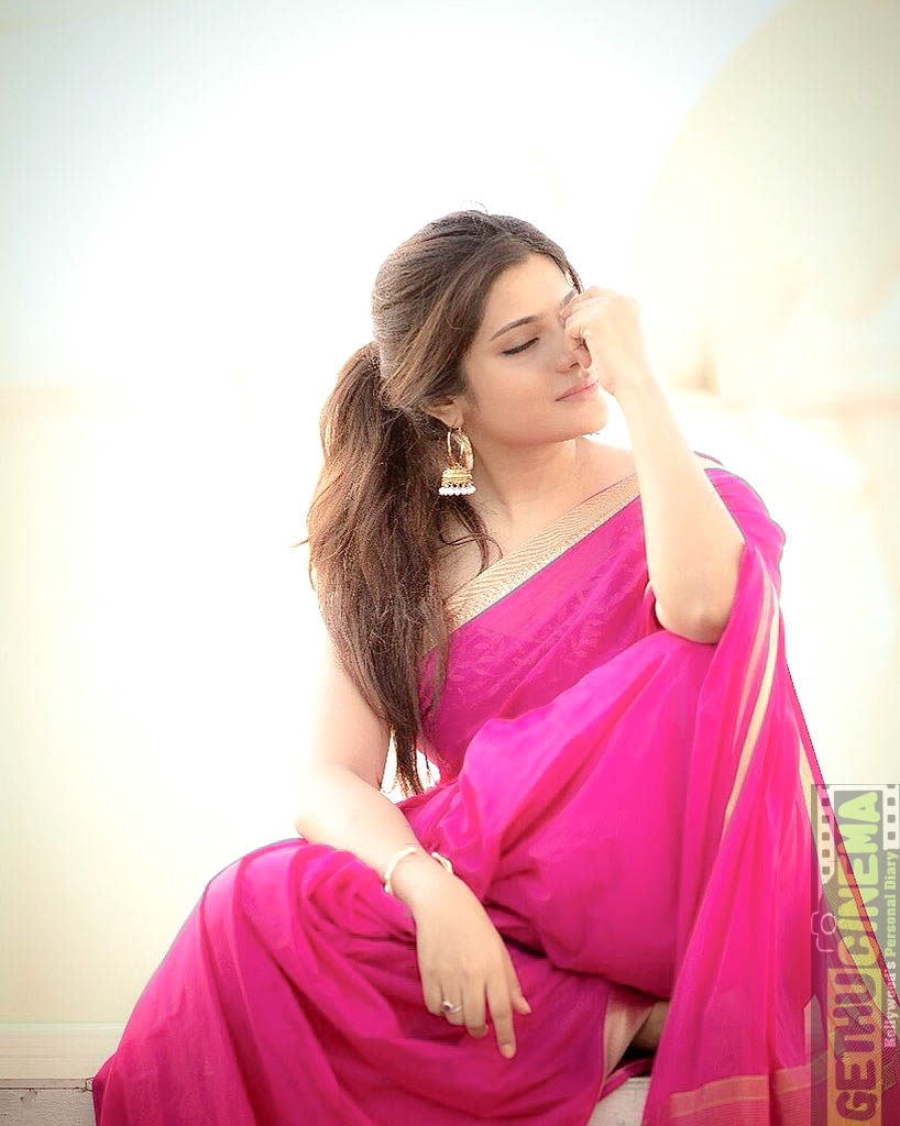 Aathmika, shy, pink colour dress, saree | Gethu Cinema