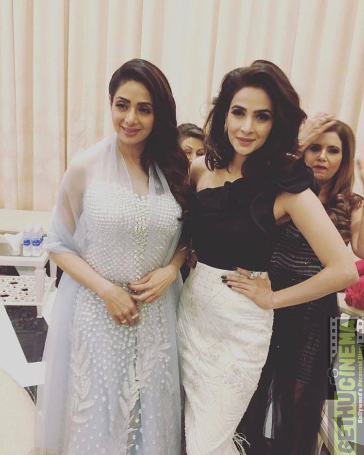 Hindi Medium actress pakistani saba qamar zaman with sridevi (25 ... Hindi Medium actress pakistani saba qamar zaman with sridevi (25 ...