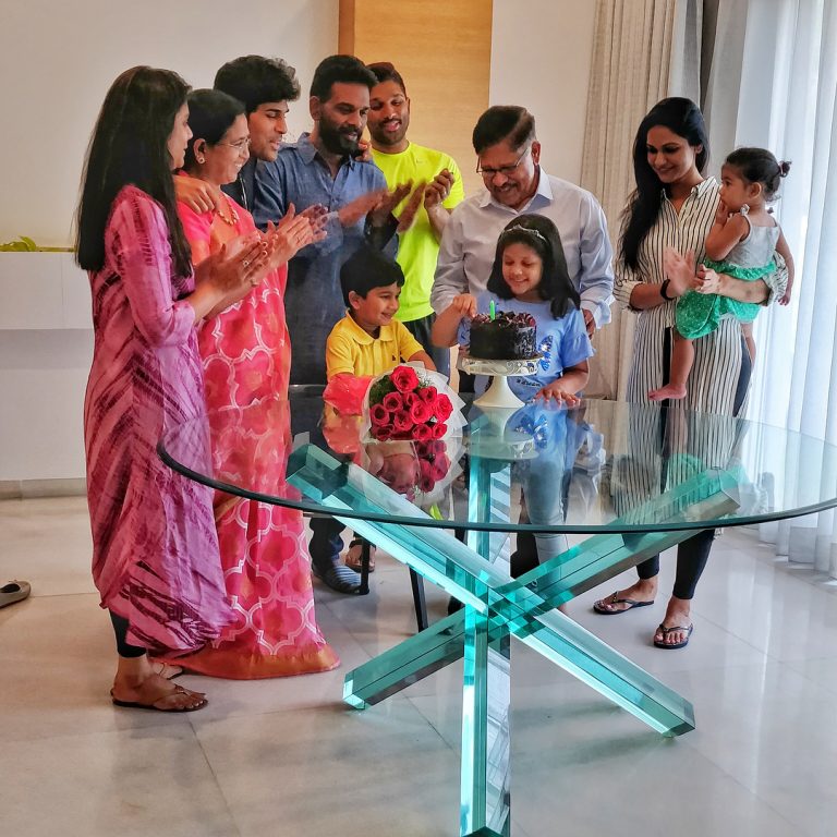 Telugu Actor Allu Arjun Family Pictures | Gethu Cinema