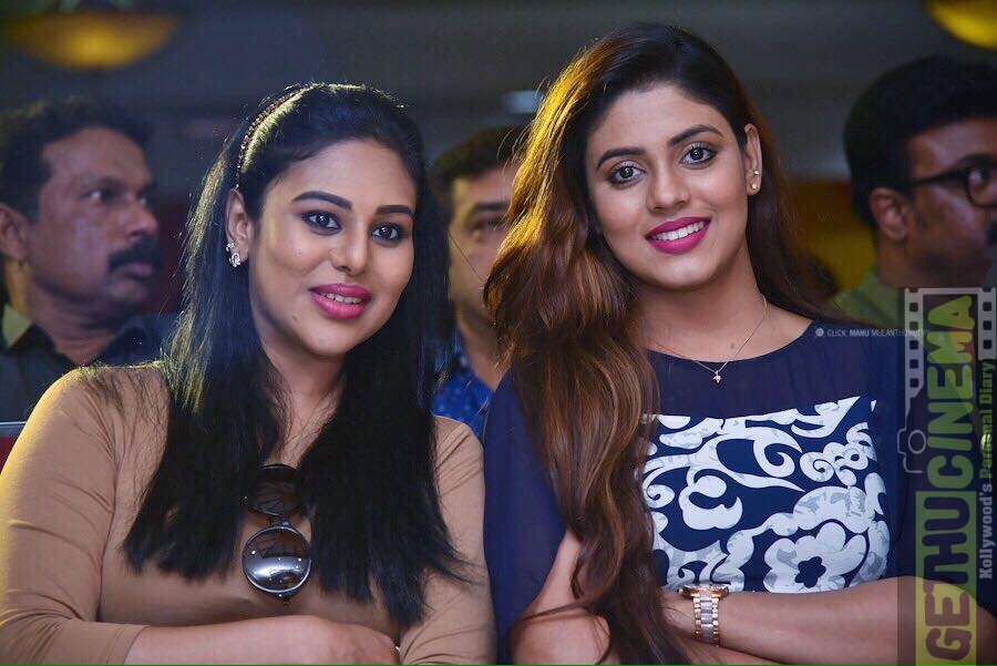 Actress Iniya aka Ineya 2018 Latest Stylish HD Photos | Gethu Cinema