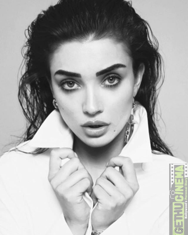 Actress Amy Jackson 2018 Latest New HD Gallery - Gethu Cinema