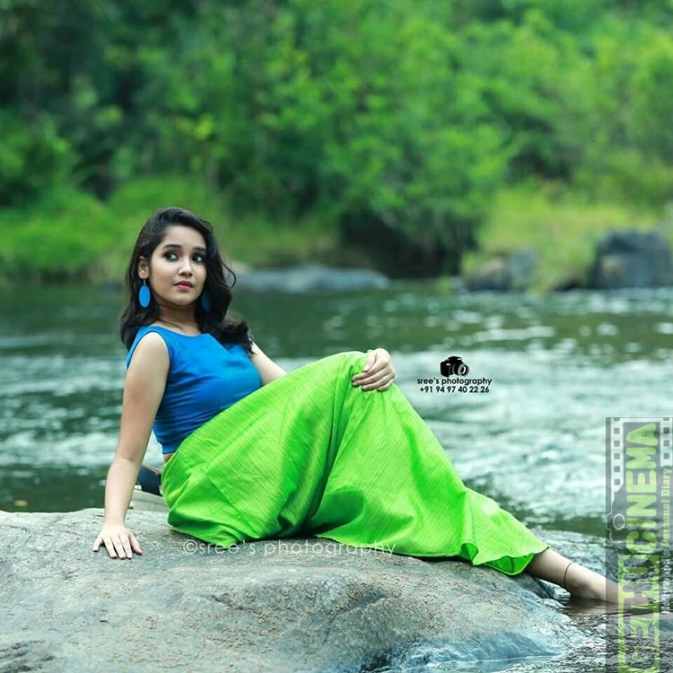 Anikha Surendran aka baby anikha 2018 New Classy Stills | Gethu Cinema