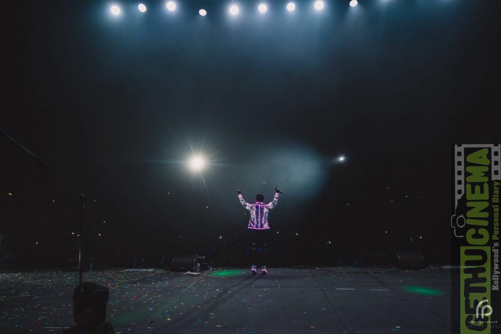 Singer Anirudh Ravichander Latest Event HD Gallery | Anirudh Live In ...