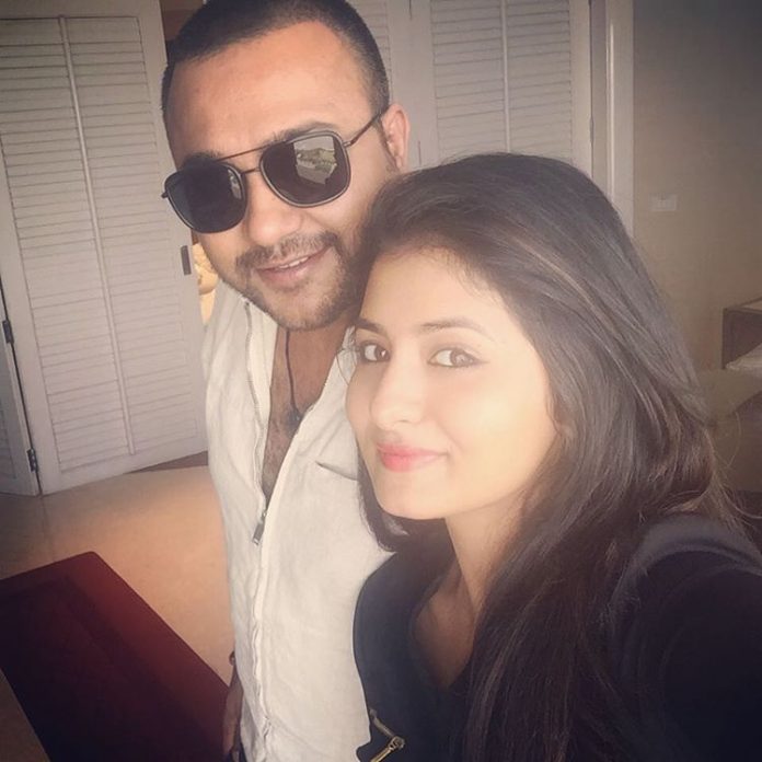 Bobby Simha & Reshmi Menon Family Cute Pictures | Gethu Cinema