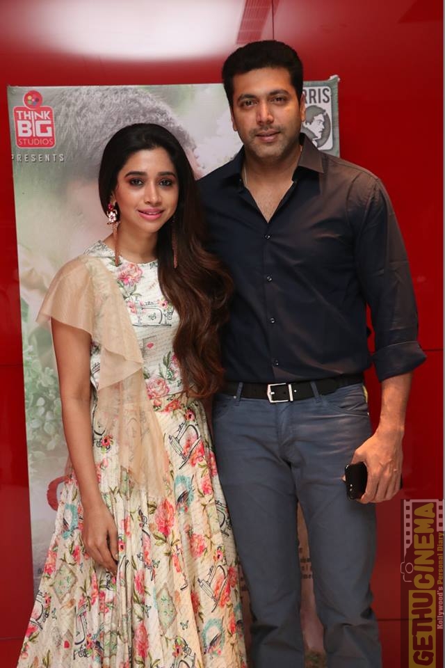 Jayamravi - Aarthi Couples Latest Cute HD Gallery - Gethu Cinema