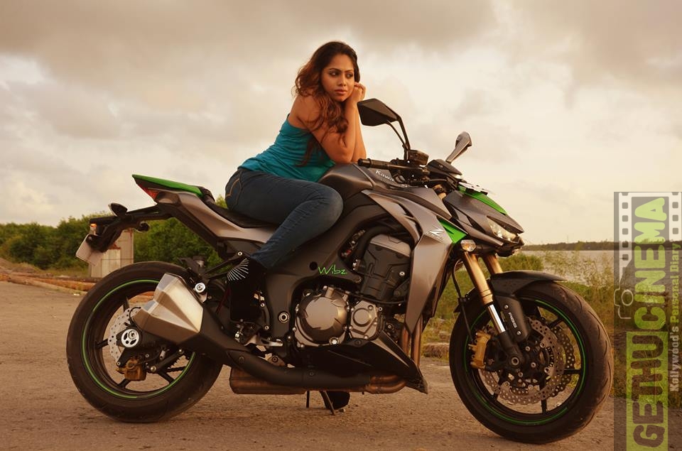 Henna Bella Photos HD | Uriyadi fame actress | Susi’s Code VJ | Surya ...