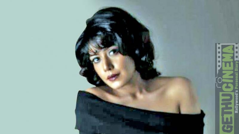 Bigg Boss 2 Tamil Participant Mamathi chari Latest Images | Gethu Cinema