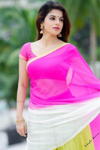 Thamizh Padam 2 Actress Iswarya Menon 2018 Cute Images - Gethu Cinema