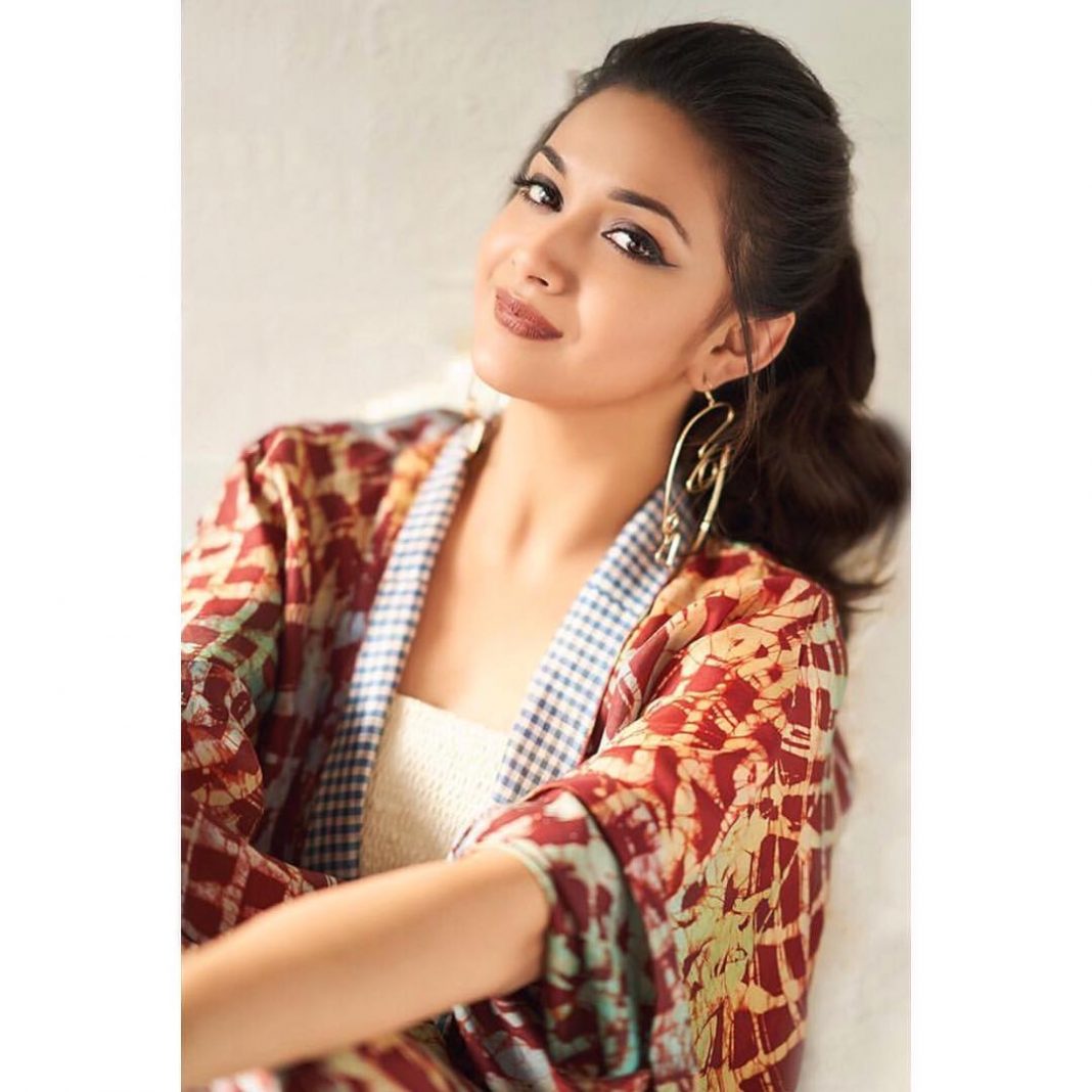 Keerthy Suresh, photo shoot, ad shoot, blue half saree | Gethu Cinema