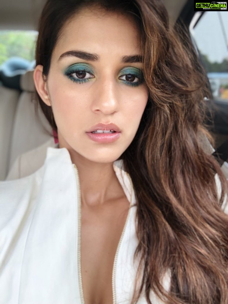 Actress Disha Patani 2018 Latest Glamour & Photoshoot Gallery | Gethu ...