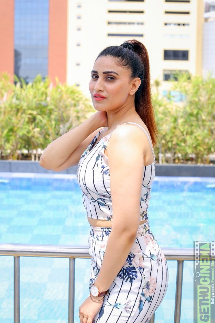 Actress & Model Inayat Sharma 2018 Latest Photo Shoot Gallery - Gethu ...