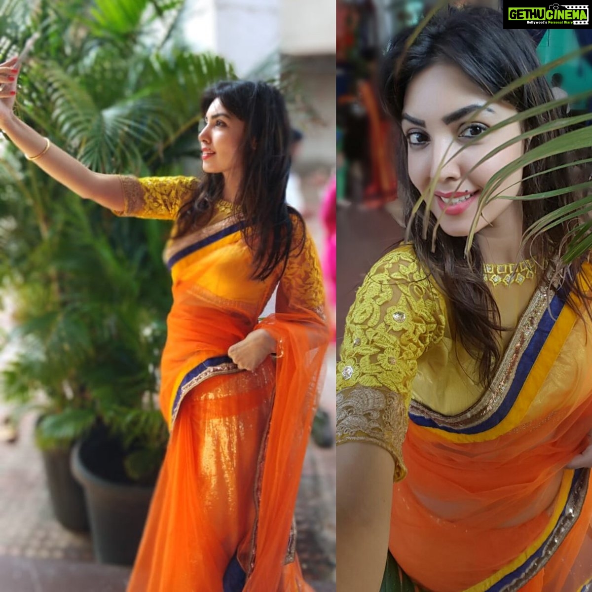 Actress Komal Jha 2018 Latest Top Glamours Photos - Gethu Cinema