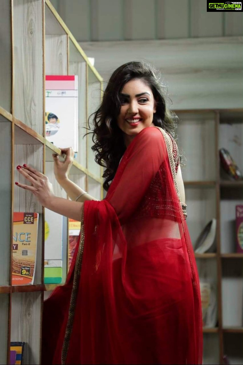 Actress Komal Jha 2018 Latest Top Glamours Photos | Gethu Cinema