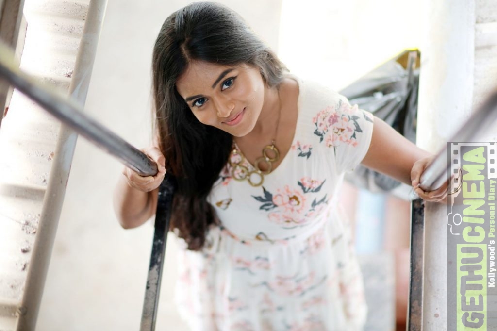 Actress Neethu Vasudevan 2018 Latest HD Gallery | Gethu Cinema