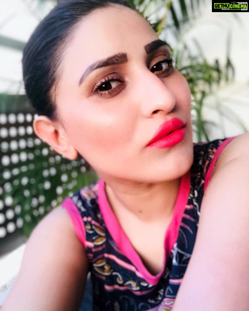 Actress Inayat Sharma Latest Unseen Selfie Gallery - Gethu Cinema