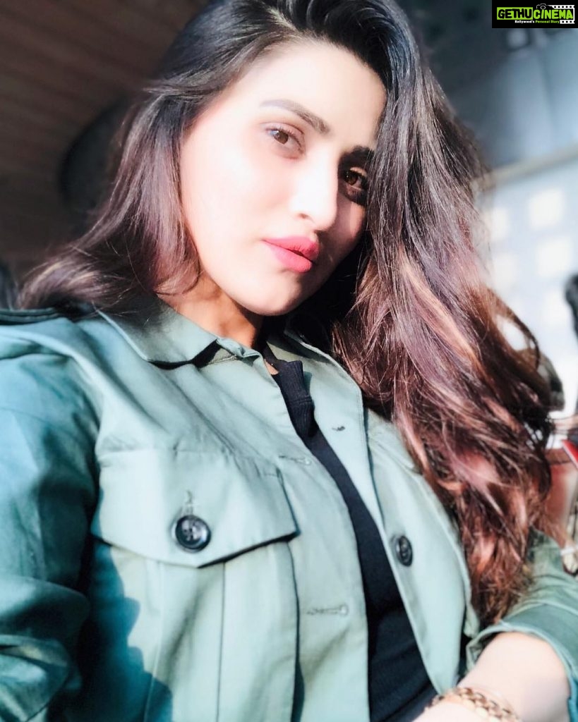 Actress Inayat Sharma Latest Unseen Selfie Gallery - Gethu Cinema