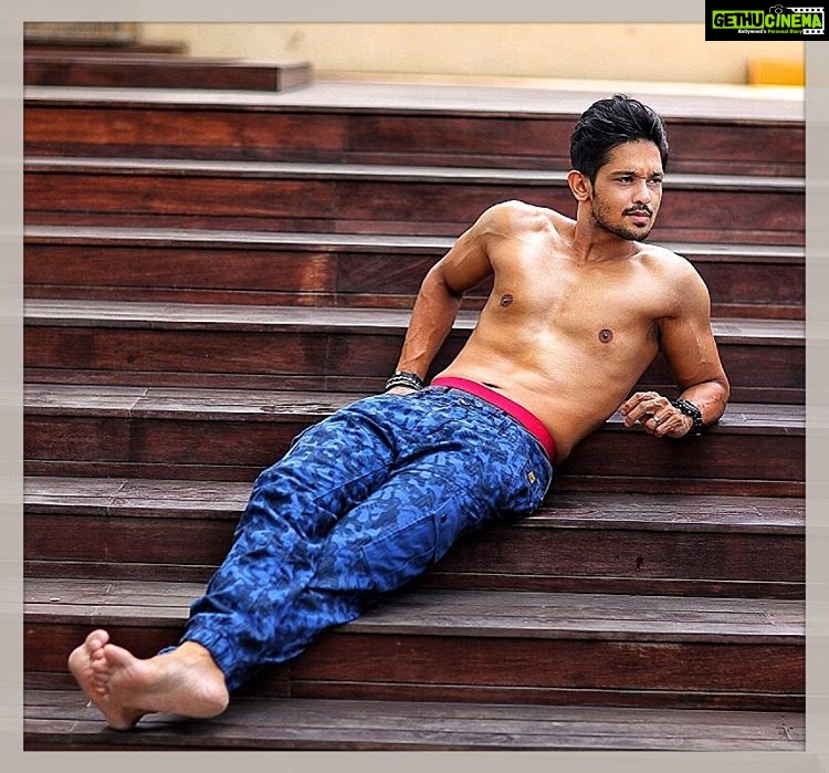 Handsome Actor Nakkhul 2018 Latest HD Gallery - Gethu Cinema