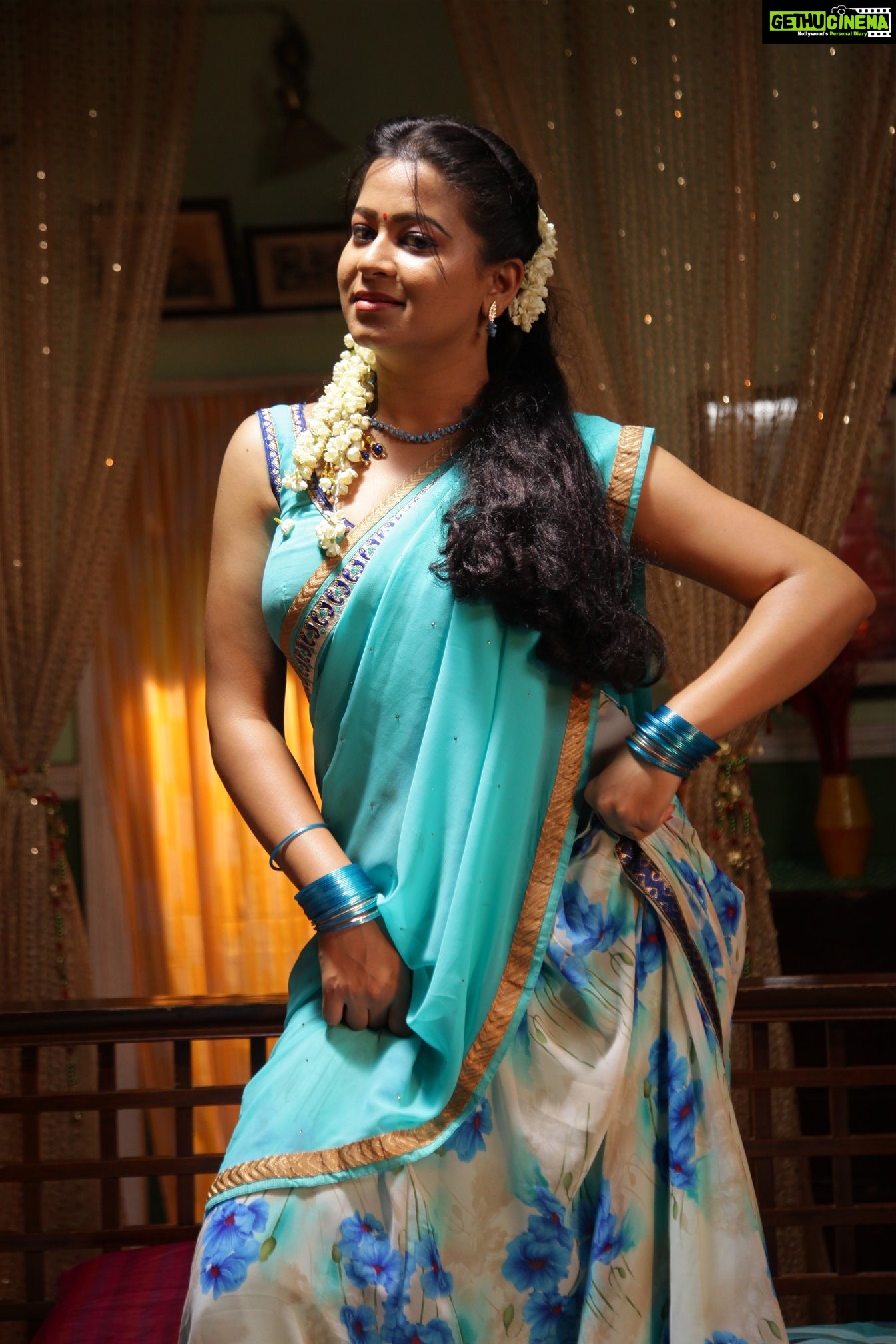 Pettikadai, Priya Ashmitha, glamorous Actress, (16) | Gethu Cinema